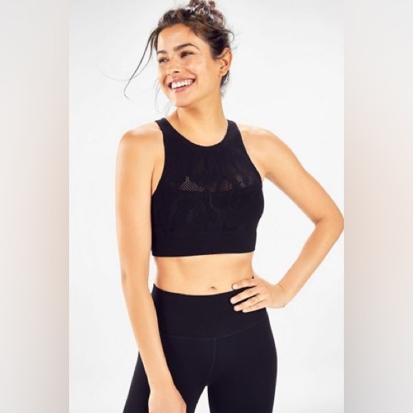 Fabletics | Intimates & Sleepwear | Fabletics Sports Bra Black Quinn ...